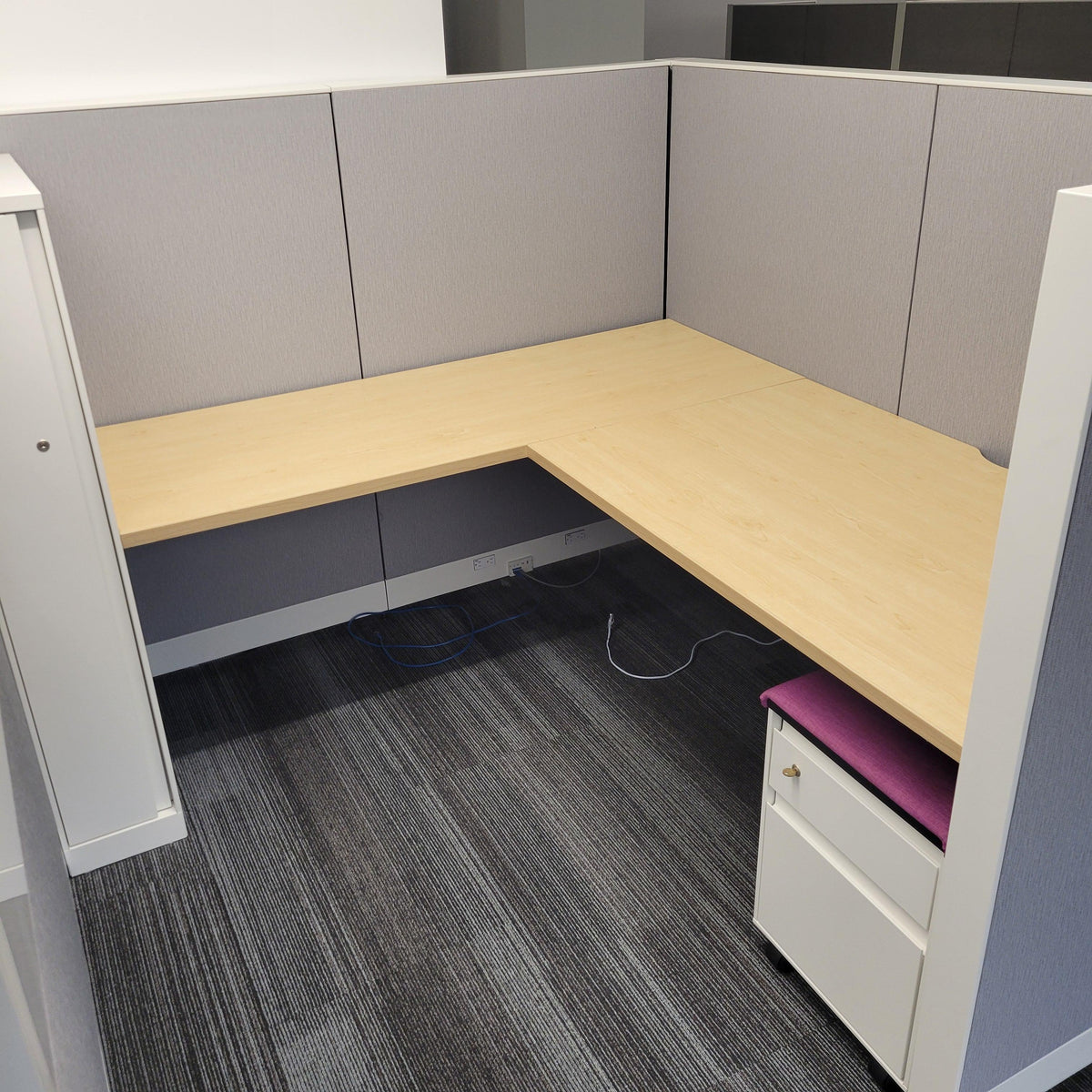 Steelcase Answer Workstation — Cohen Cohen Furniture