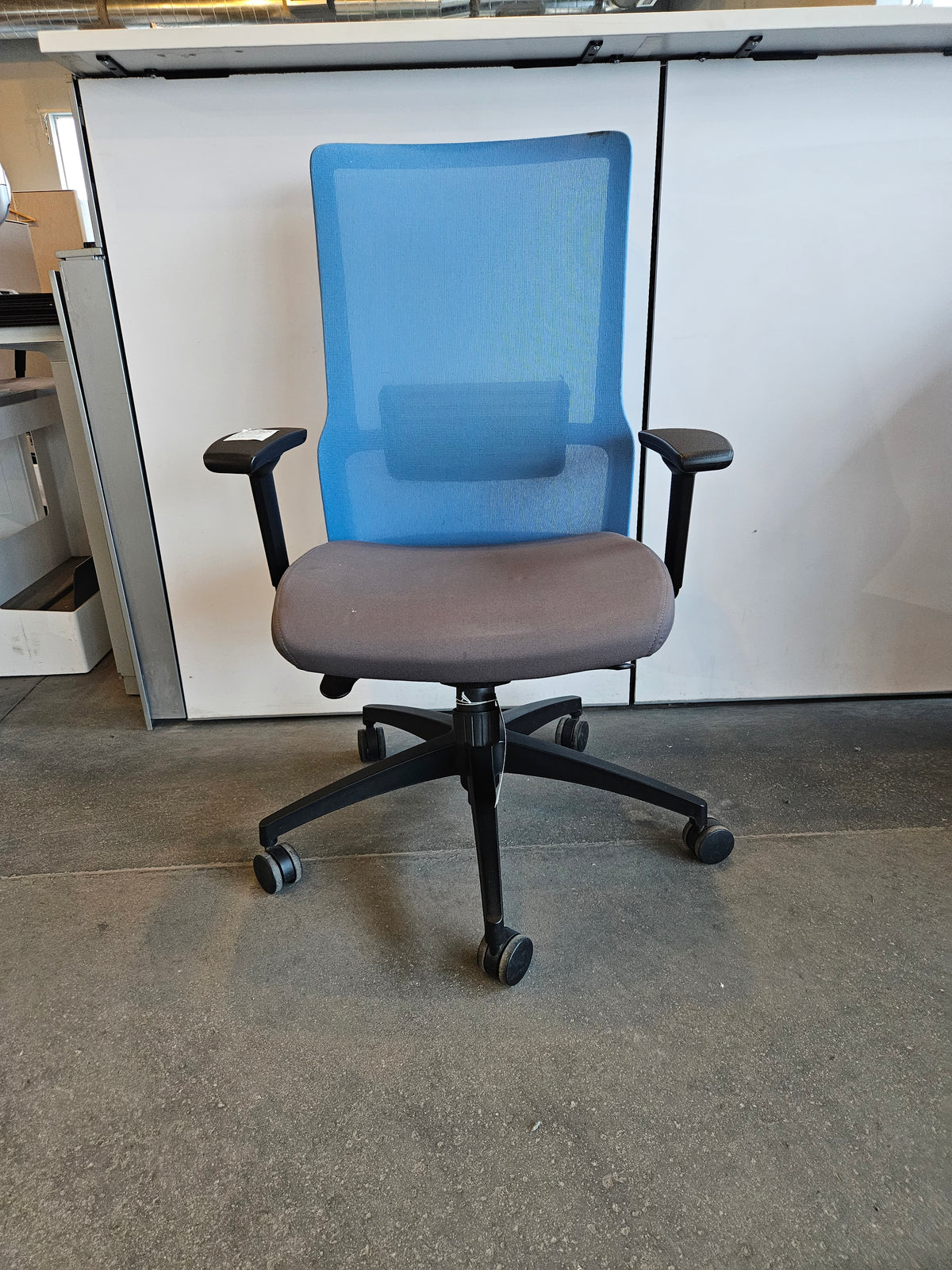 SitOnIt Novo Task Highback - Light Blue — Cohen Cohen Furniture